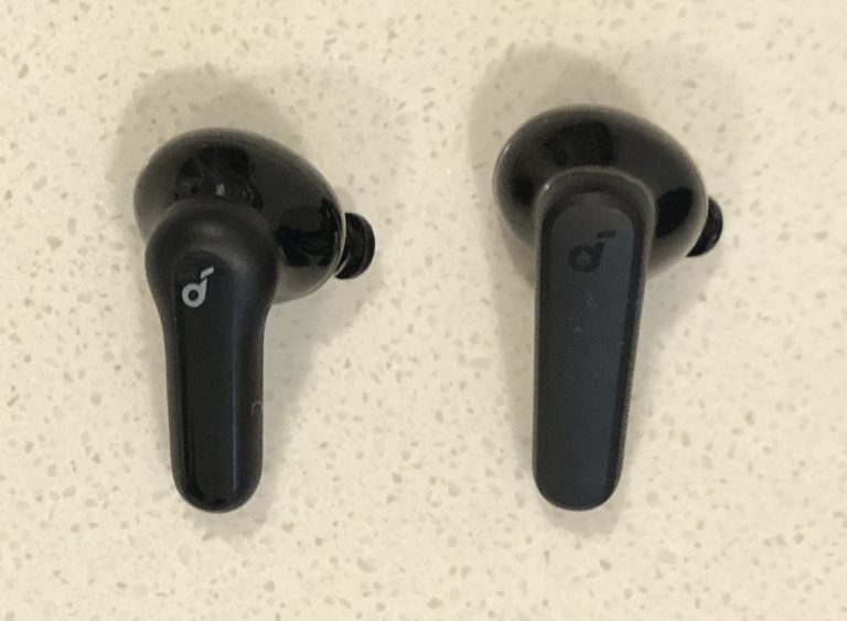 Anker Soundcore Life P2 Mini vs P20i Earbuds Comparison